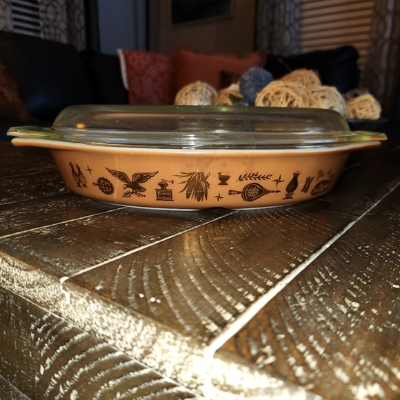 Pyrex | Dining | Vintage Pyrex 12 Quart Divided Casserole Dish With Lid ...